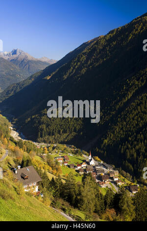 Austria, Tyrol, Osttirol, Defereggental, Hopfgarten, farmhouse Stock ...