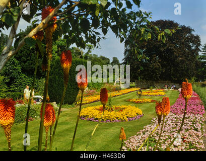 The Southover Grange Gardens, Lewes, East Sussex, Uk Stock Photo - Alamy