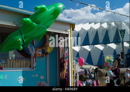 Hunstanton, Norfolk, Funfair, Beach, Town, Fairground, England UK Stock ...