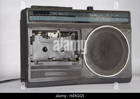 A broken radio Stock Photo - Alamy