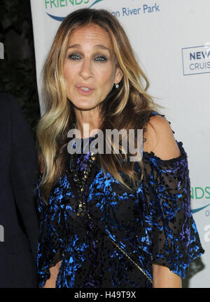 Sarah Jessica Parker attends the 13th Annual CFDA Awards at Lincoln ...