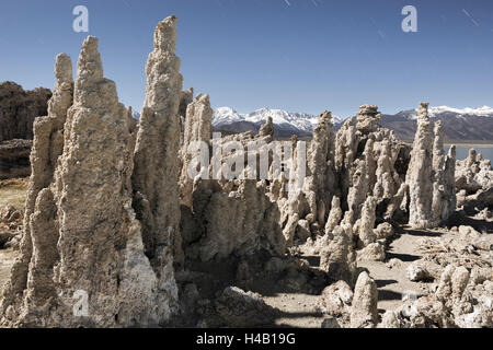 Tuff, Mono Lake, Sierra Nevada, California, USA Stock Photo - Alamy