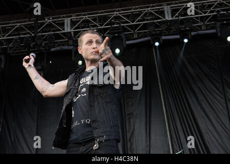 Scott Sturgeon of Leftover Crack performs at Riot Fest at the National ...