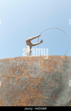 Naftiko Agalma statue by Sjaak Elzinga in Lixouri Harbour, Kefalonia ...