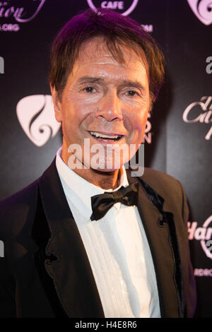 CLIFF RICHARD PORTRAIT Stock Photo - Alamy