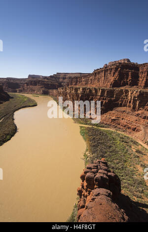 Utah, Potash-Lower Colorado River Scenic Byway, Potash petroglyphs ...