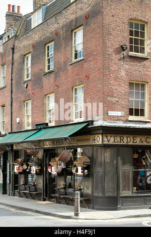 Brushfield Street, Spitalfields, London, England, UK Stock Photo - Alamy