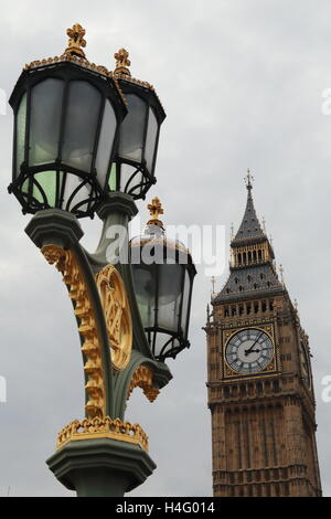 Elizabeth Tower & London Underground sign Stock Photo - Alamy