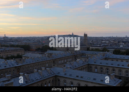 Beautiful sunset in the summer of 2016 - Paris, France Stock Photo - Alamy