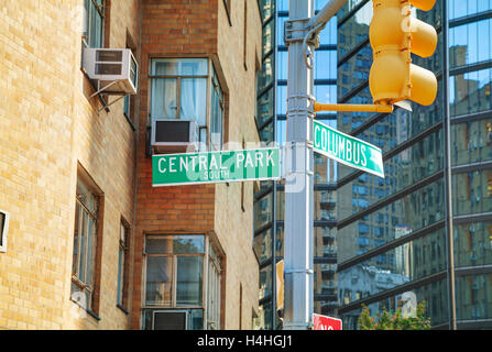 New York, Central Park sign showing rules of the park Stock Photo - Alamy