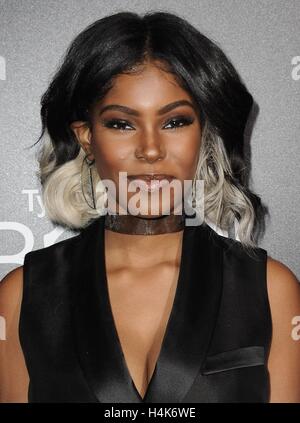 Hollywood. 17th Oct, 2016. Diamond White at the world premiere of Tyler ...