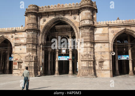 Old Manek Chowk at Ahmedabad, Gujarat, India Stock Photo - Alamy