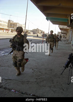 3rd December 2004 U.S. Army soldiers of the 1st Battalion, 24th ...