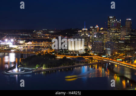 MOUNT WASHINGTON OVERLOOK OF THREE RIVERS POINT PITTSBURGH SKYLINE ...