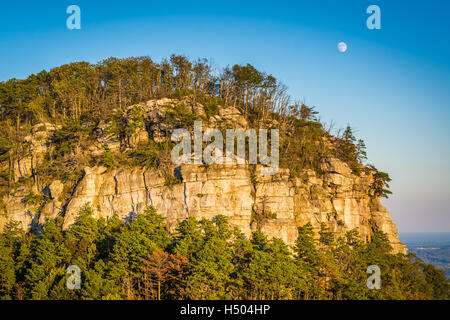 The Big Pinnacle of Pilot Mountain, seen from Little Pinnacle Overlook ...
