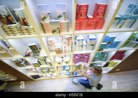 Frankfurt, Germany. 18th October, 2016. English artist David Hockney ...