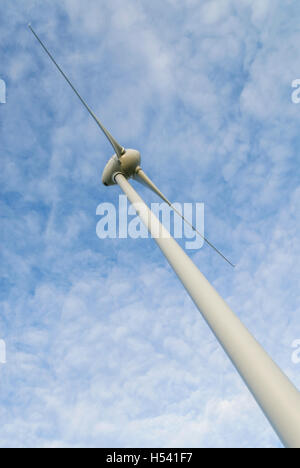 Liniclate wind turbine, Benbecula, Outer Hebrides (Western Isles ...