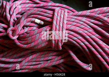 Pink climbing rope close up Stock Photo - Alamy