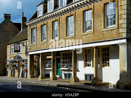 The bookshop, Oundle, Northamptonshire, England UK Stock Photo - Alamy