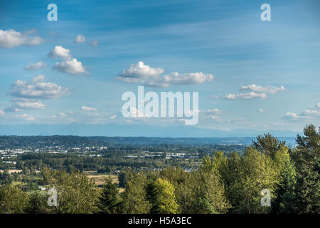 A view of Mount Rainier from Kent, Washington. HDR image Stock Photo ...