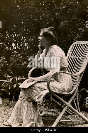 Christabel Pankhurst, a leading figure in the British suffragette ...