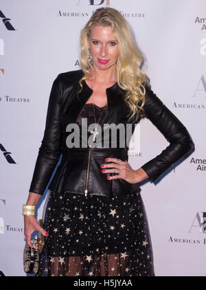 Mary Snow attends the American Ballet Theatre 2018 Fall Gala on October ...