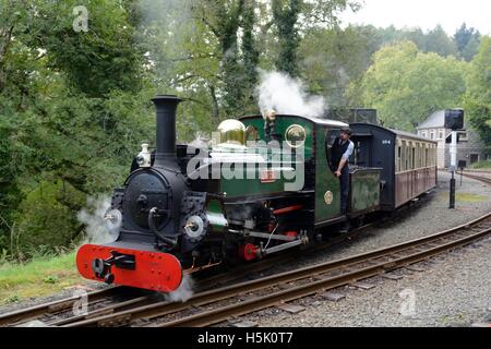 Linda steam locomotive on the Ffestiniog railway porthmadog gwynedd ...