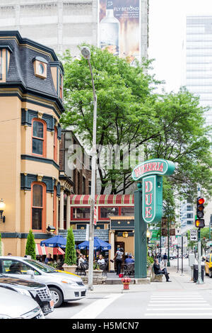 Pizzeria Due Restaurant, Chicago Stock Photo - Alamy
