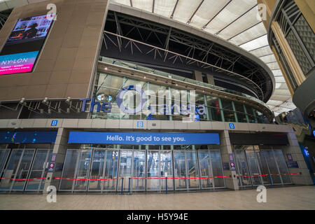 Entrance lobby of O2 Arena London Stock Photo - Alamy
