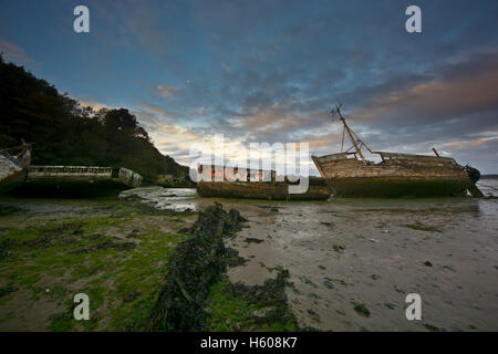 wrecks sailing barges pin mill River Orwell Stock Photo - Alamy