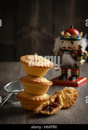 Mince Pie Stack Stock Photo - Alamy