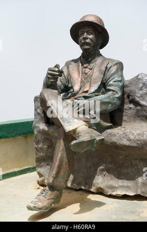 Statue of Sir Thomas Lipton at Lipton's Seat on Poonagala Hill, near ...