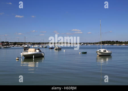 Moored boats at Marina, Rue Benoni Praud, Ile Aux Moines, Morbihan ...