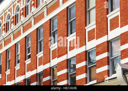 Victorian apartment block in London Stock Photo - Alamy