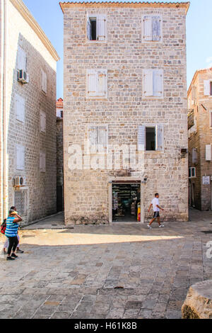 Poet's Square, BUDVA, MONTENEGRO - CIRCA AUGUST, 2016 Stock Photo - Alamy