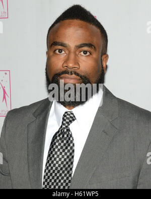 Daryl Atkinson attends CNN Hero Susan Burton's "A New Way of Life Re ...