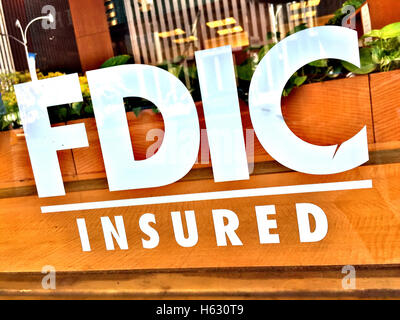 Bank Member FDIC Sign Stock Photo - Alamy
