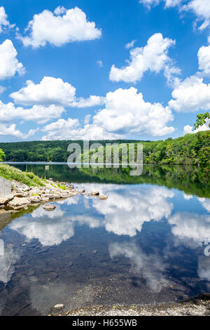 Lake Welch at Harriman state park (NY Stock Photo - Alamy