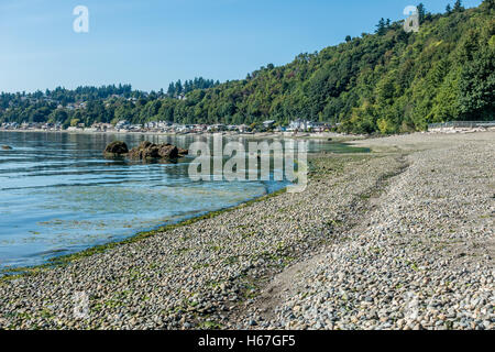 A view of the beach at Seahurst Beach Park in Burien, Washington Stock ...
