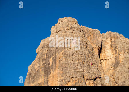 Vertical walls with climber Cinque Torri Stock Photo - Alamy