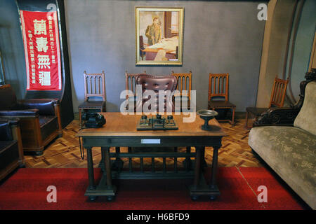 Stalin At His Desk Stock Photo - Alamy