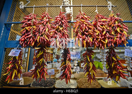 Spices store. Great Market Hall, Budapest Stock Photo - Alamy