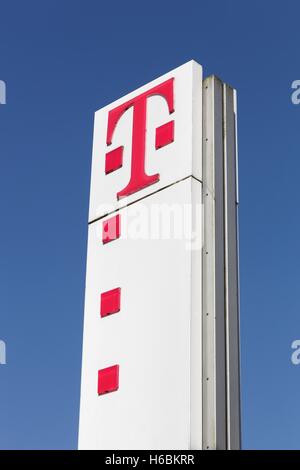 Logo Deutsche Telekom Stock Photo - Alamy