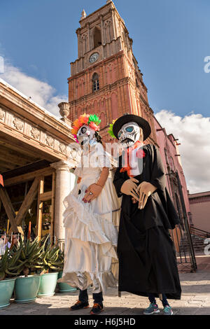 Giant puppets called mojigangas in San Miguel de Allende, Mexico Stock ...