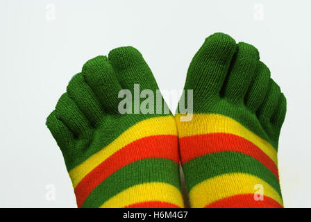 green human human being striated foot feet toes toe socks organ ten ...