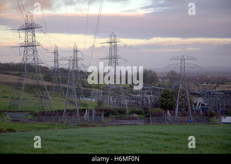 Electrical substation by A810 roundabout Duntocher Glasgow road near ...