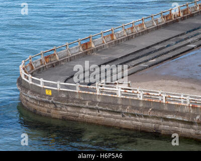 Tynemouth Open Air Swimming pool Stock Photo - Alamy