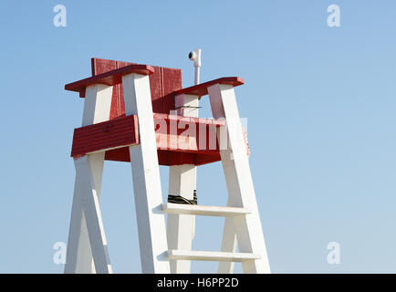 high seat for lifeguards - lifeguard chair Stock Photo - Alamy