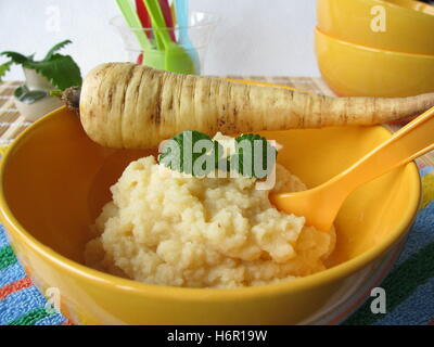 baby food from parsnips Stock Photo - Alamy