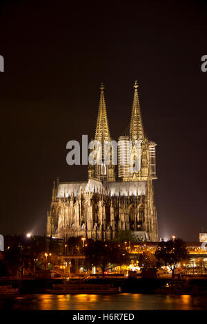 cologne, cathedral, sightseeing, steeple, emblem, tower, church, heaven ...